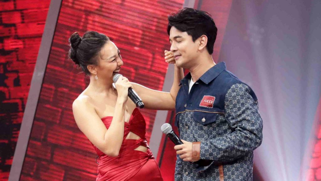 รายการ The Wall Song ร้องข้ามกำแพง