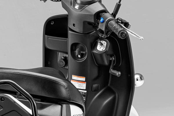 Honda Gyro e: สกู๊ตเตอร์ 3 ล้อไอคอนนิคพร้อมขุมพลังไฟฟ้าแบบถอดแบตเตอรี่ได้