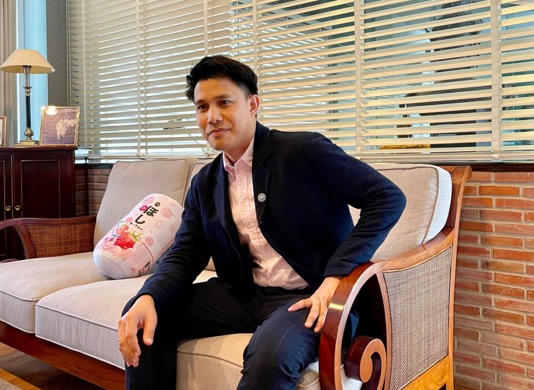 รอยัล เกทเวย์ เปิดตัว Hoshi Yogurt Strawberry ต้อนรับเทรนด์เครื่องดื่ม ...