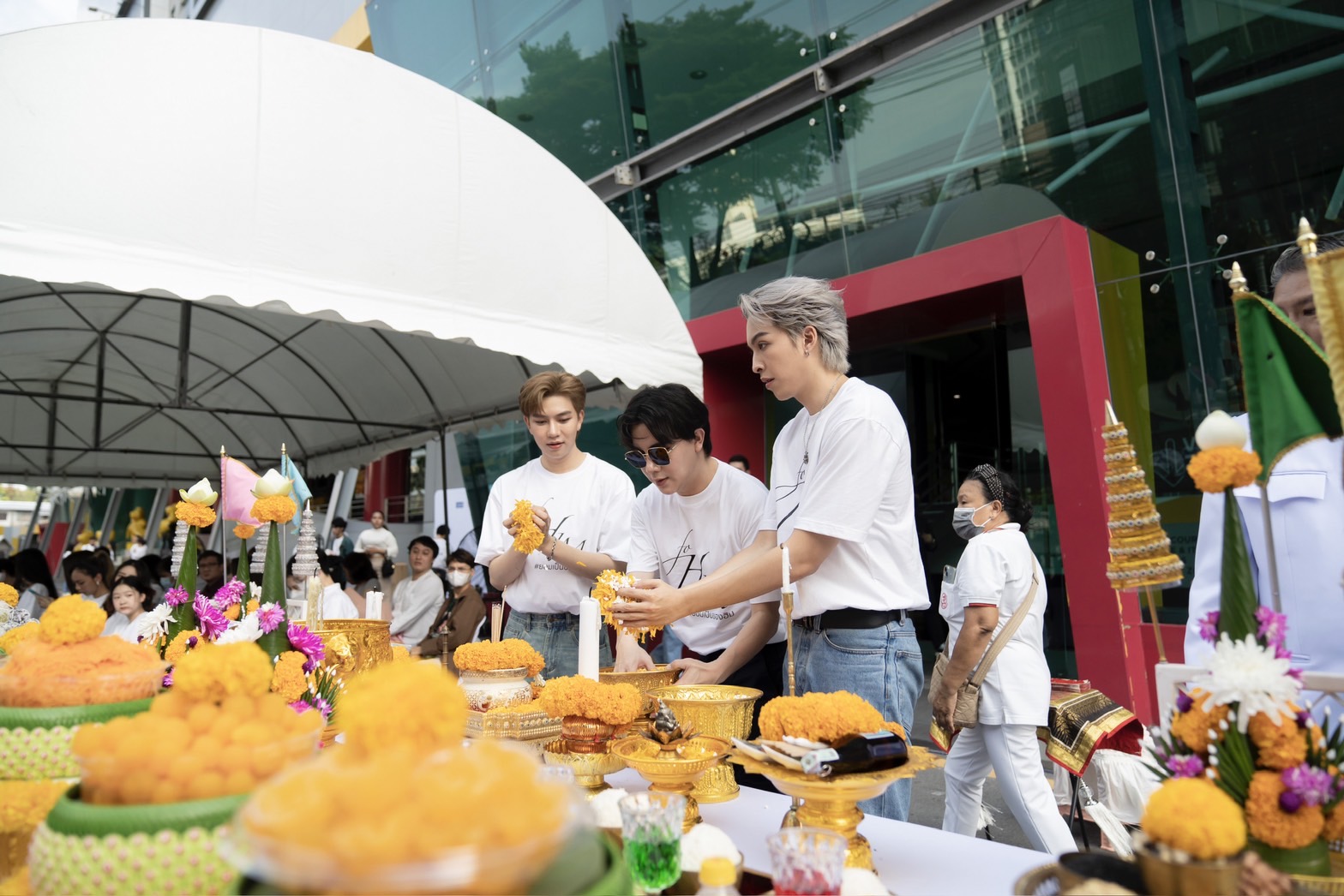 ซีรีส์วายสุดปังแห่งปี “ยอมเป็นของฮิม” พร้อมแจกความฟินแบบขั้นสุด พ.ย. ...