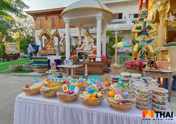 กิจกรรม MThai ใส่บาตรออนไลน์ วัดสักใหญ่ วันที่ 19 พฤษภาคม 2566