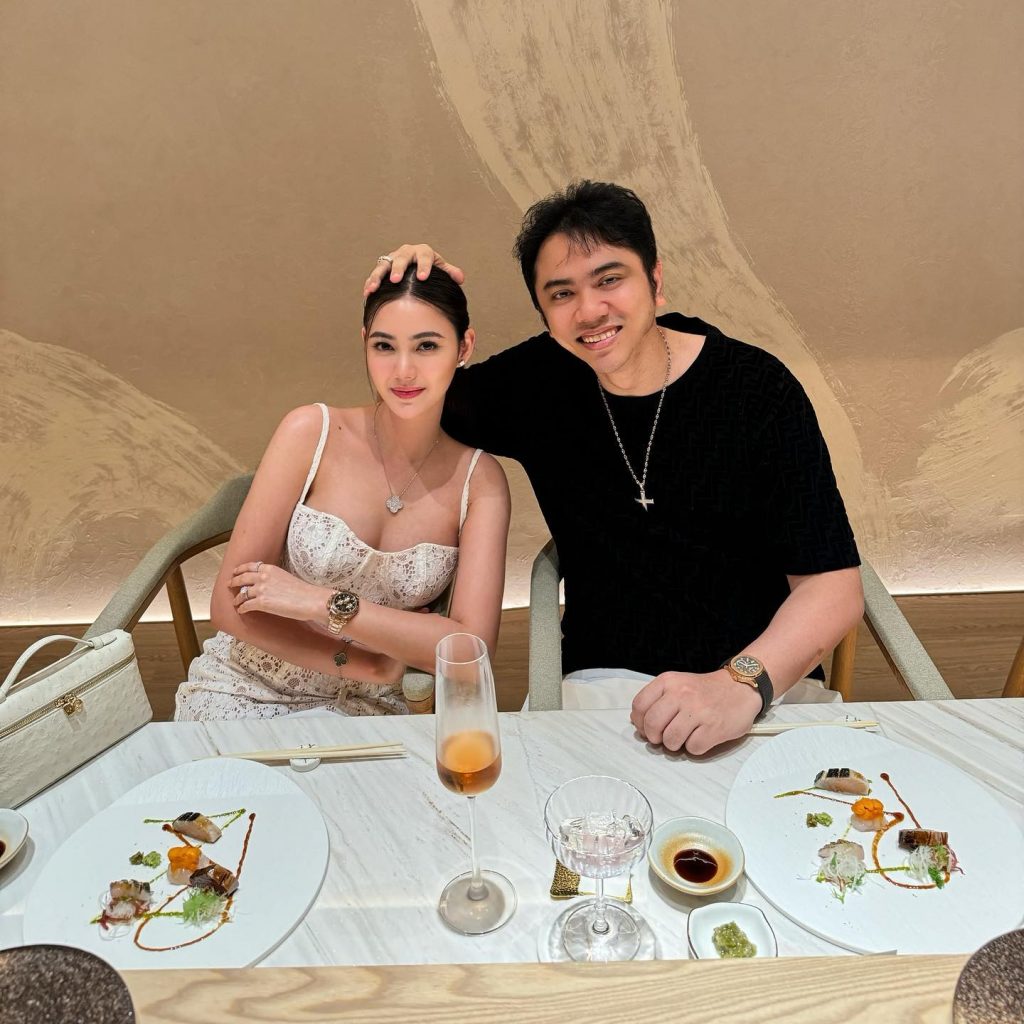 นนนี่-ณัฐชา ฉลองวันเกิดสามี แอ็คมี่-DoubleDeep รับข่าวดีเป็นของขวัญทีม Esports เด็กปั้นคว้าตั๋ว ...